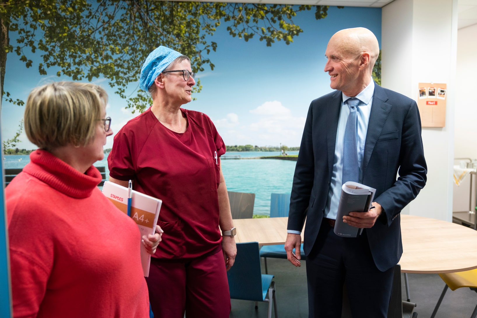 Dutch Minister of Health Kuipers receives report on the therapeutic ...
